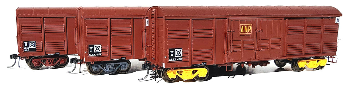 South Australian LX Louvre Van Collection – On Track Models